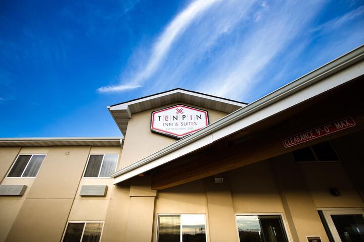 Ten Pin Inn & Suites Moses Lake | Bookonline.com