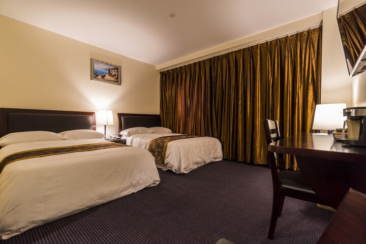 John Hotel Flushing | Bookonline.com