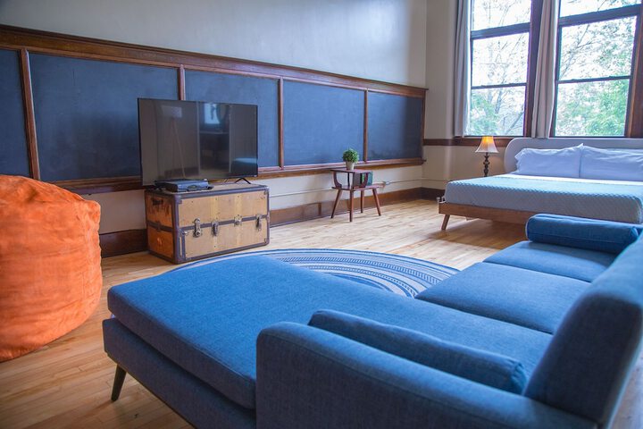 School 31 Lofts at Colors Studios Rochester | Bookonline.com