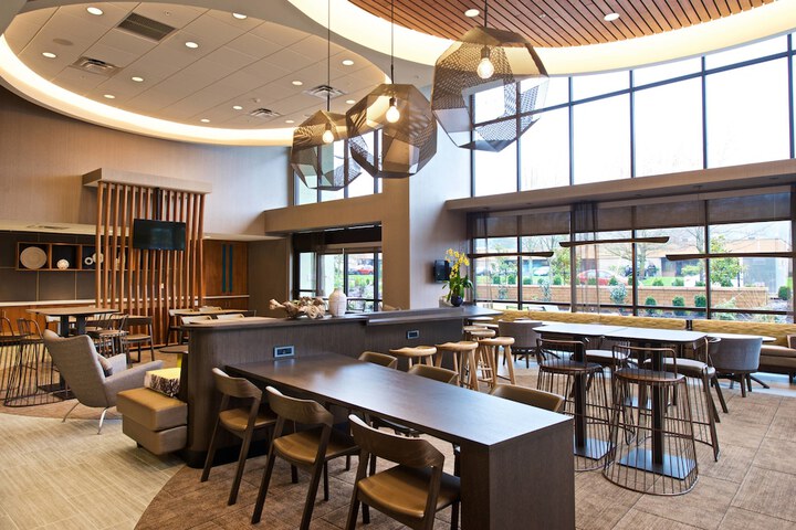 SpringHill Suites by Marriott Seattle Issaquah Issaquah | Bookonline.com