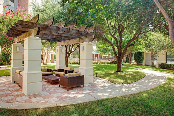 Courtyard by Marriott Dallas Addison / Quorum Drive Addison ...