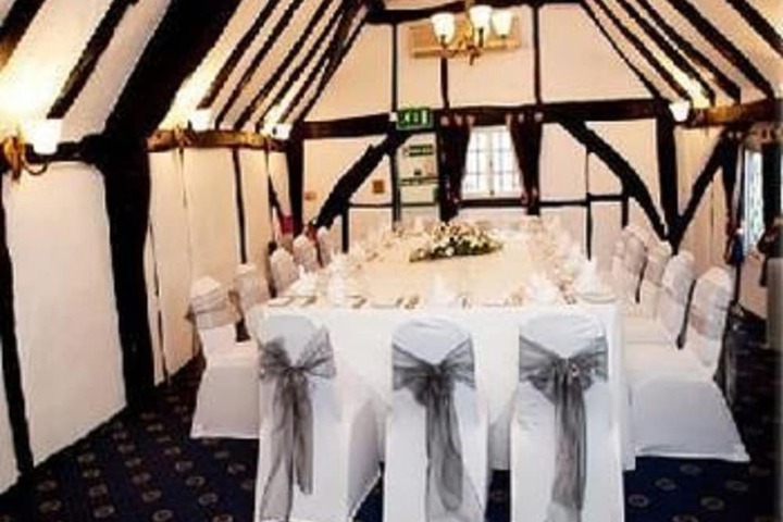 The Barn Hotel Ruislip | Bookonline.com