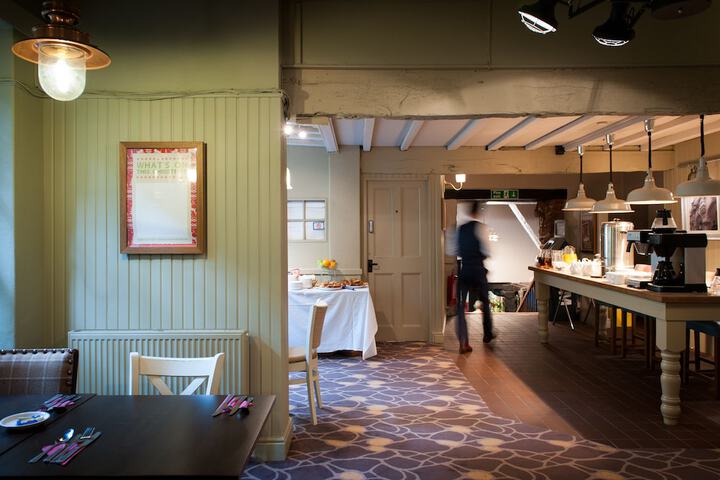 White Hart Exeter by Marstons Inns Exeter | Bookonline.com