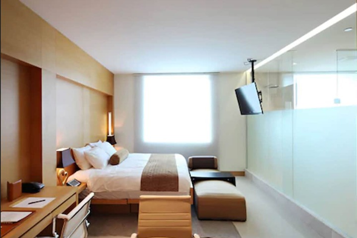 The One Boutique Hotel Flushing | Bookonline.com