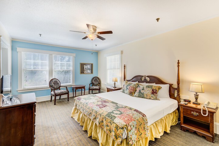 Lakeside Inn Mount Dora | Bookonline.com
