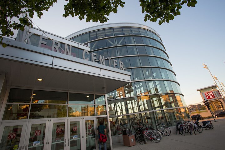 Aloft Milwaukee Downtown a Marriott Hotel Milwaukee | Bookonline.com