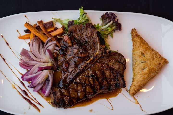 Radisson Blu Fargo Fargo | Bookonline.com