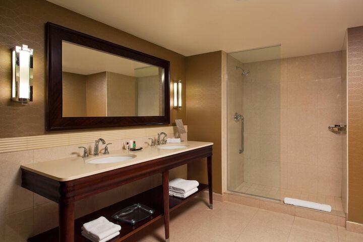 Sheraton Valley Forge Hotel King of Prussia King of Prussia ...