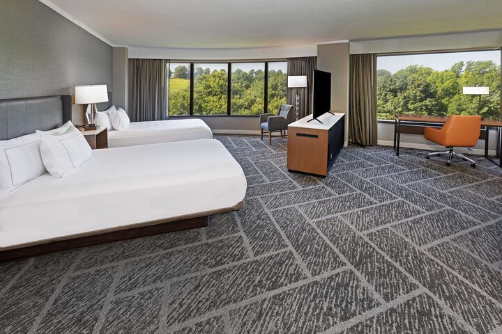 DoubleTree by Hilton Tulsa Warren Place Tulsa | Bookonline.com