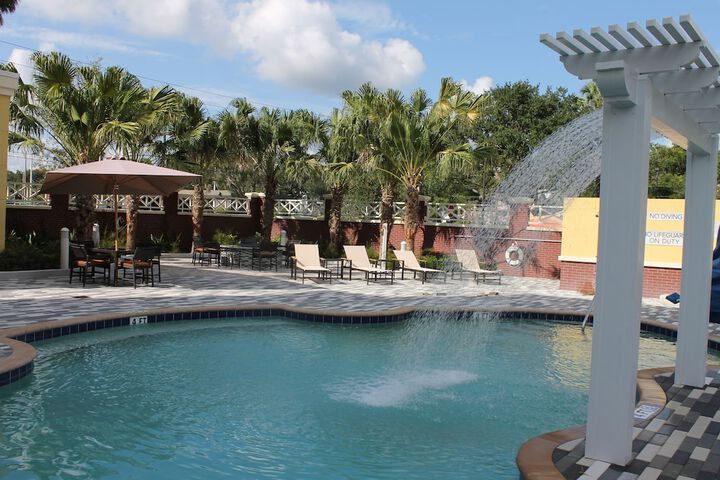 Courtyard by Marriott DeLand Historic Downtown DeLand | Bookonline.com
