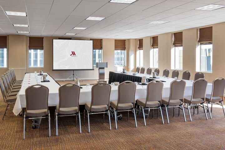 The Lincoln Marriott Cornhusker Hotel Lincoln | Bookonline.com