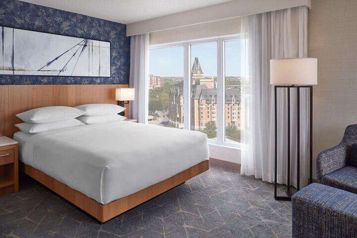 Delta Hotels by Marriott Saskatoon Downtown Saskatoon | Bookonline.com