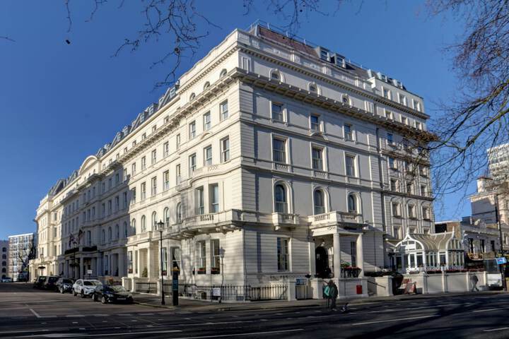 Corus Hyde Park Hotel London | Bookonline.com