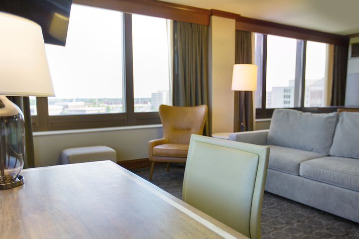 DoubleTree by Hilton Chicago Oak Brook Oak Brook | Bookonline.com