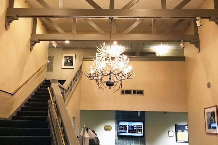 Coast Inn at Lake Hood Anchorage | Bookonline.com