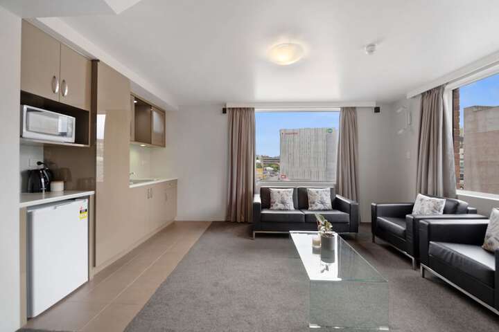 Allurity Hotel Hobart | Bookonline.com