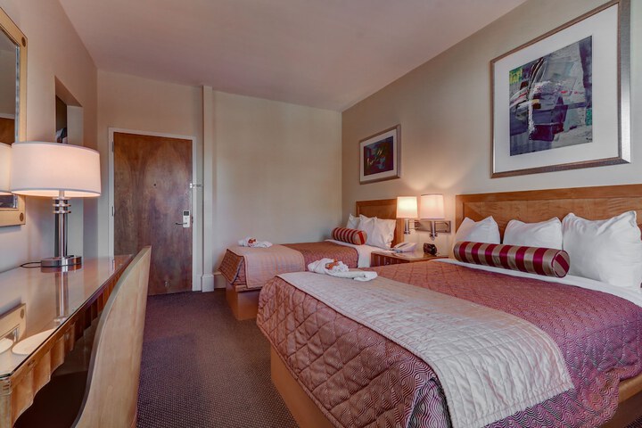 Alexander Inn Philadelphia | Bookonline.com