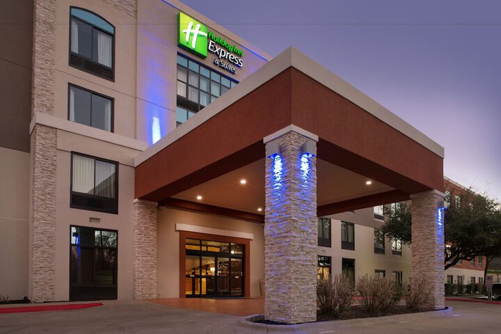 Top Rated Holiday Inn Express Hotels in Austin TX
