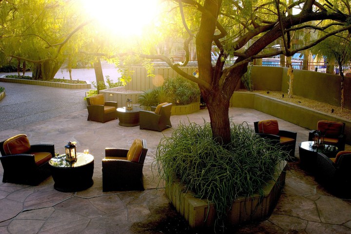 DoubleTree by Hilton Phoenix Tempe Tempe | Bookonline.com