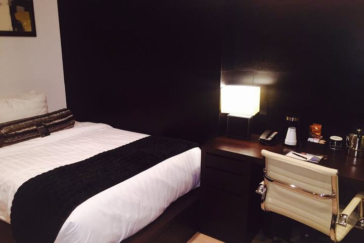 The One Boutique Hotel Flushing | Bookonline.com