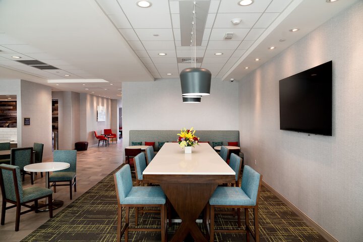 Hampton Inn Riverside March Air Force Base March Air Reserve Base ...