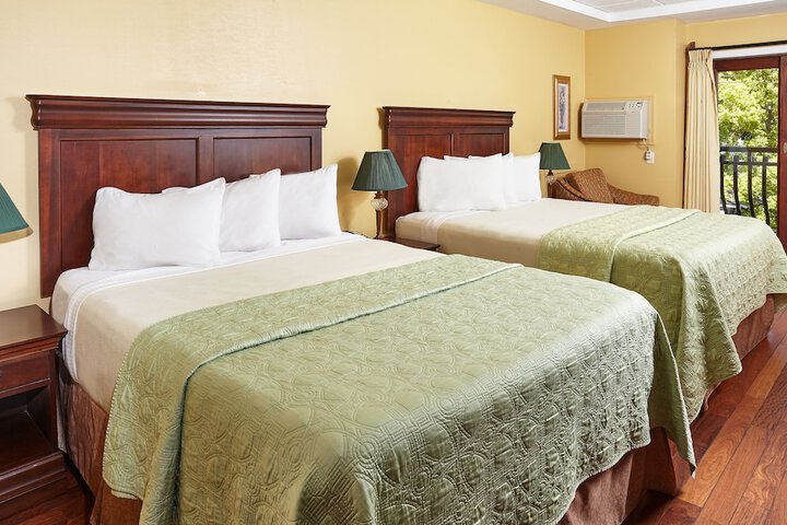 Ocean Inn&Suites St. Simons Island | Bookonline.com