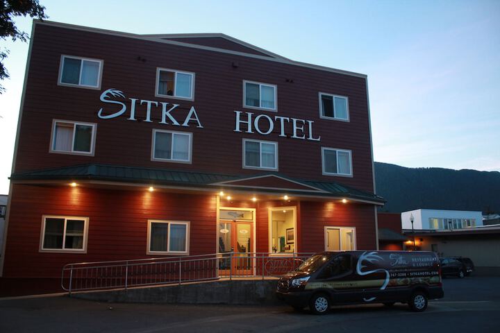 Sitka Hotel&Restaurant Sitka | Bookonline.com