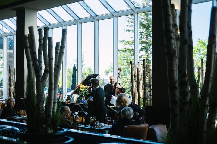 Hotel Blackfoot Calgary | Bookonline.com