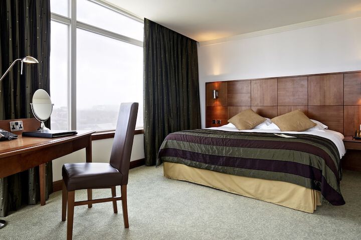Mercure Cardiff Holland House Hotel & Spa Cardiff | Bookonline.com
