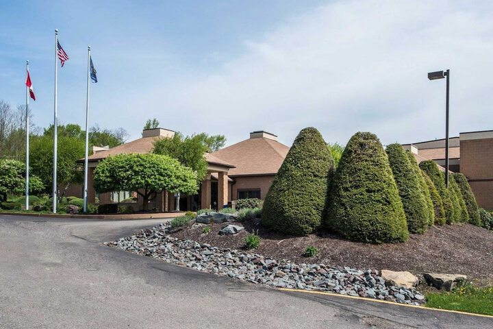 Comfort Inn Pocono Lakes Region Lake Ariel | Bookonline.com