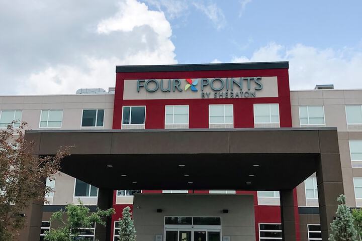 Four Points by Sheraton Edmonton West Edmonton | Bookonline.com