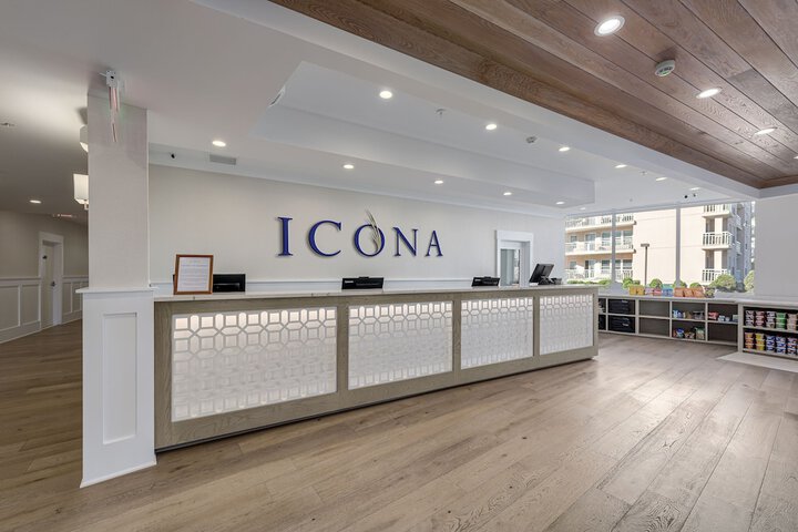ICONA Diamond Beach Wildwood Crest | Bookonline.com