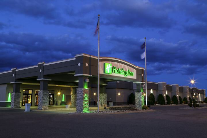 Holiday Inn Fargo an IHG Hotel Fargo | Bookonline.com