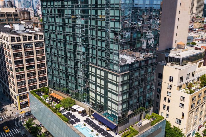 The Dominick New York | Bookonline.com