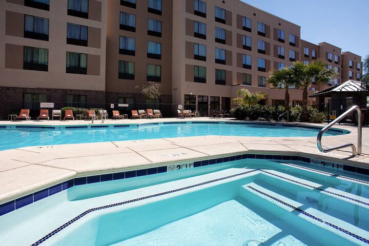 Courtyard by Marriott Phoenix North / Happy Valley Phoenix | Bookonline.com