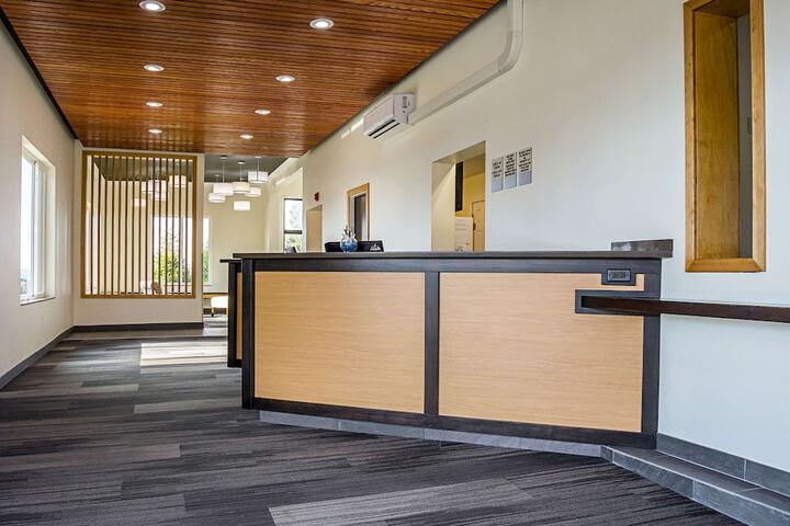 Quality Inn & Suites Clackamas – Portland Clackamas | Bookonline.com