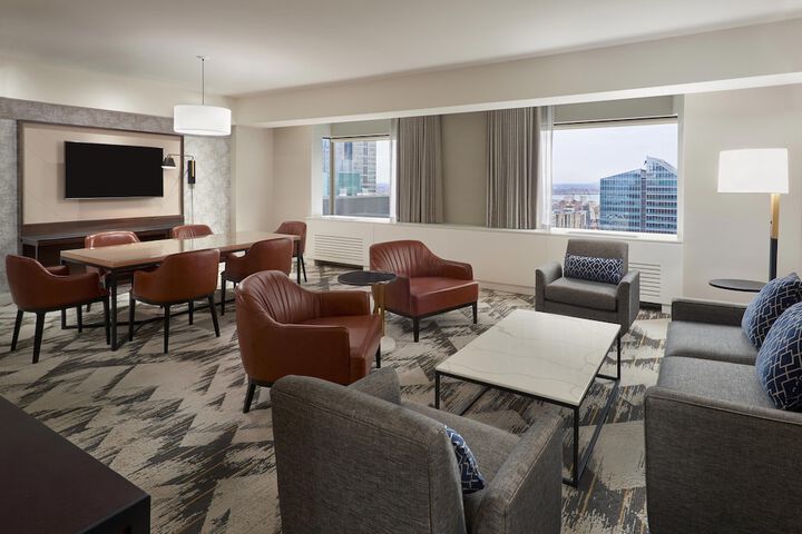Le Centre Sheraton Montreal Hotel Montreal | Bookonline.com