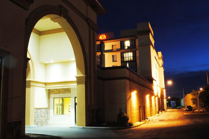 Delta Hotels by Marriott Indianapolis East Indianapolis | Bookonline.com